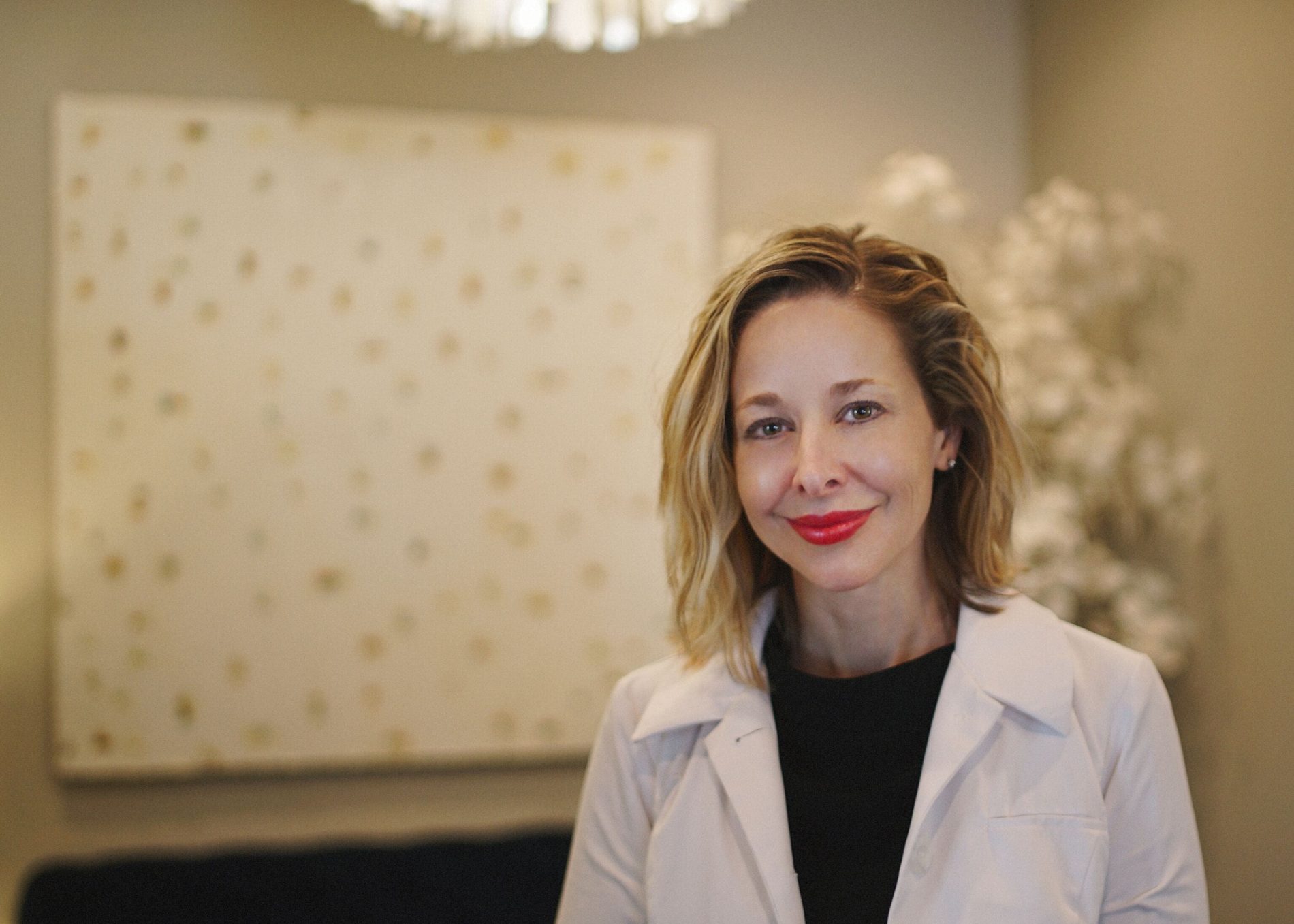 Plastic Surgeons vs Cosmetic Surgeons | Dr. Teotia | Dallas, TX